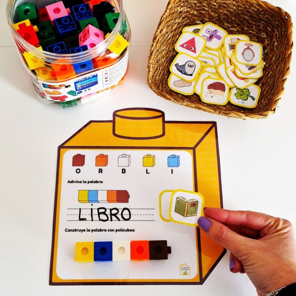 Lectoescritura con Policubos - La Casita Educativa